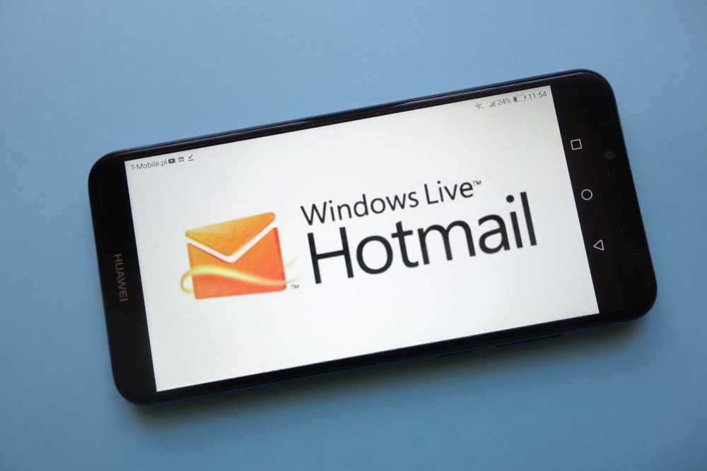 Does Outlook Have A Live Chat 